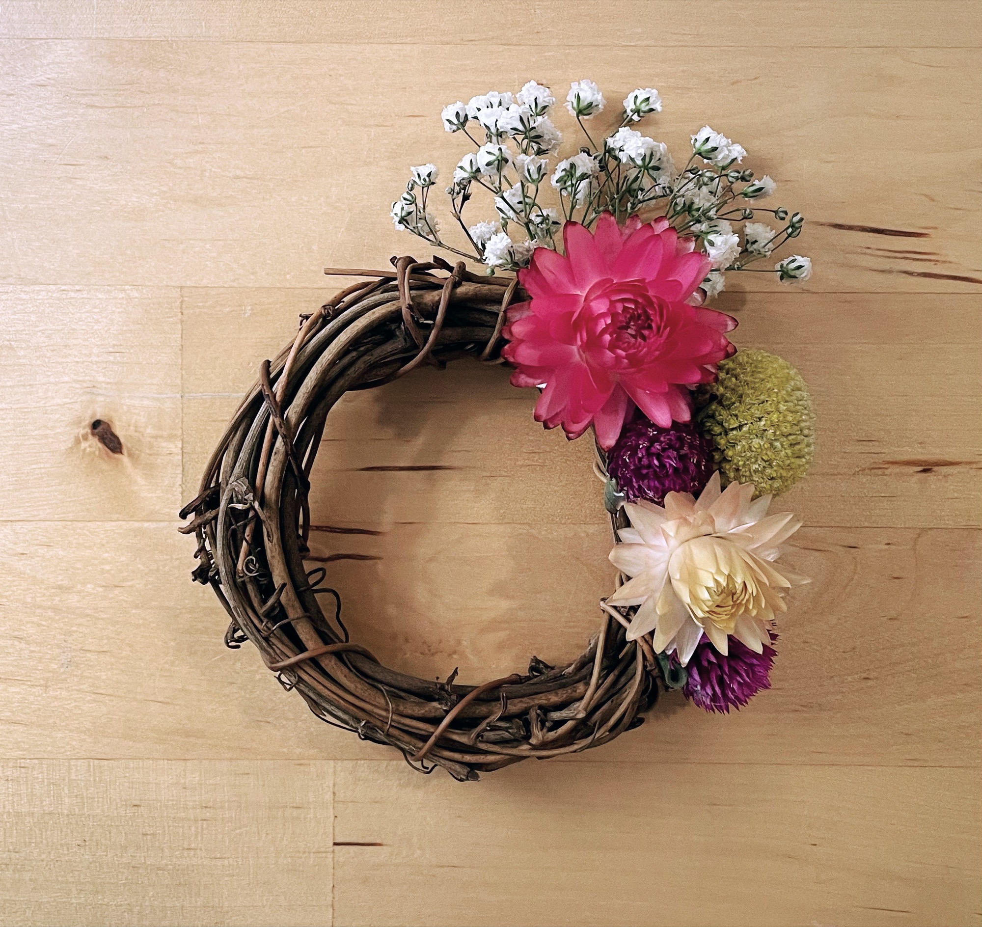How to Make an Everlasting Mini Wreath - Grateful Heart Home & Garden