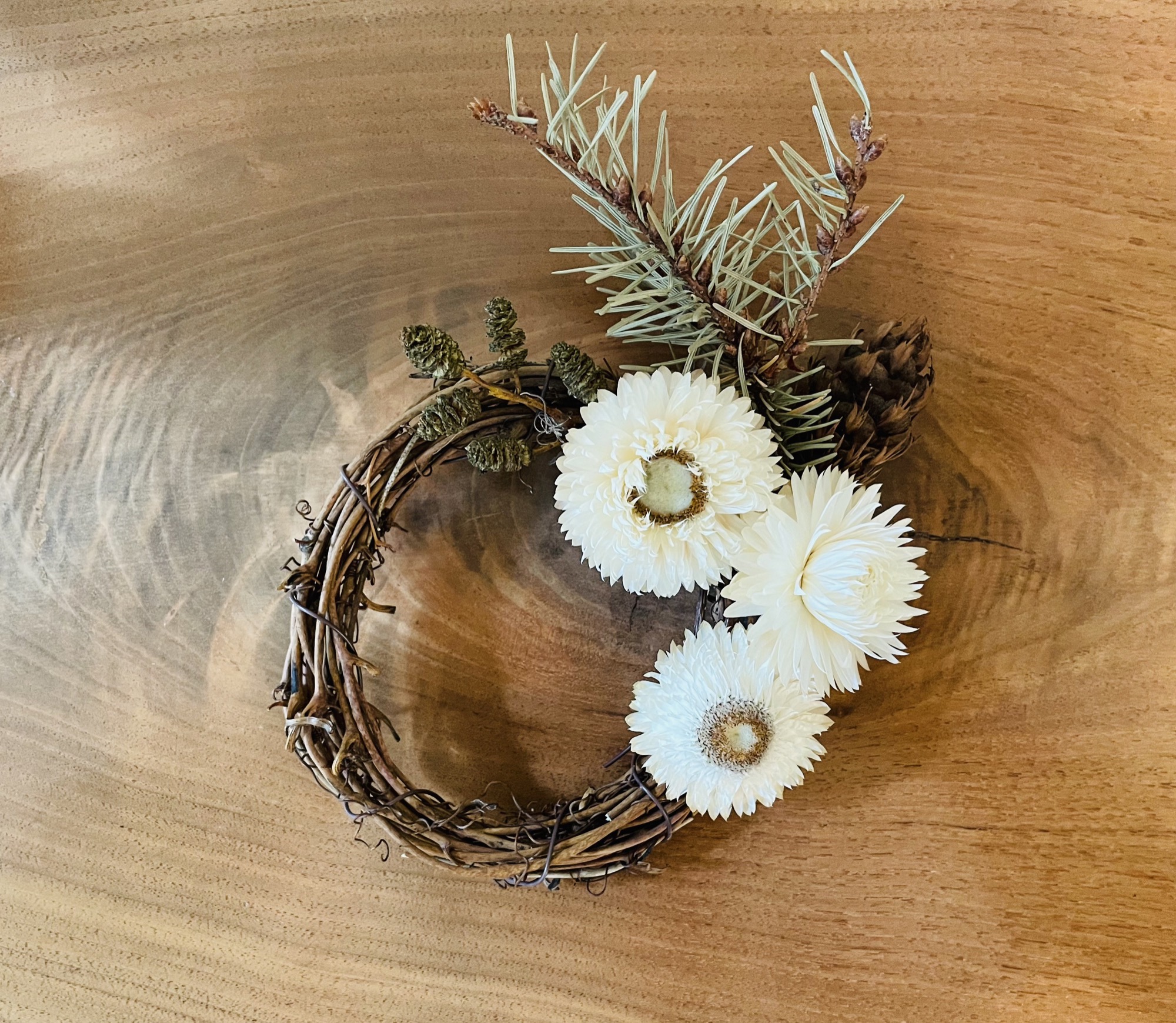 How to Make an Everlasting Mini Wreath - Grateful Heart Home & Garden